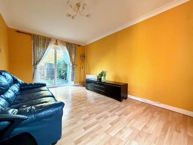 3 bedroom property to rent