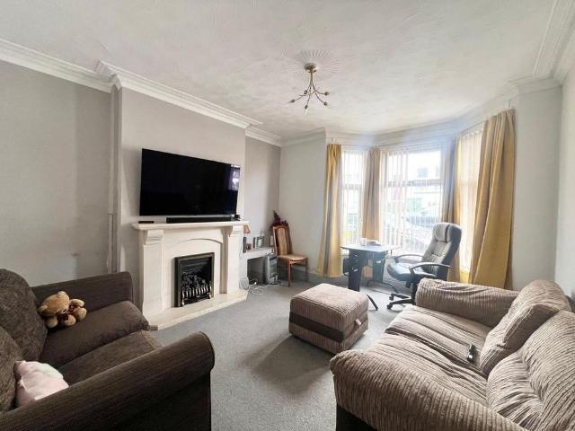 3 bedroom property to rent