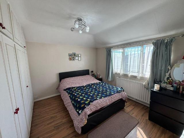 3 bedroom property to rent