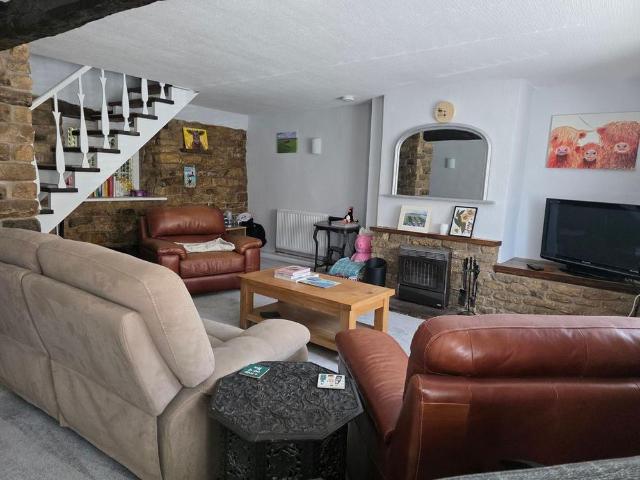 3 bedroom property to rent