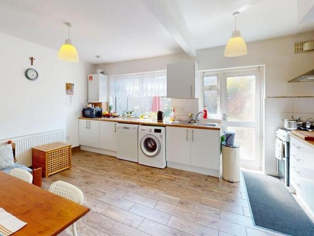 3 bedroom property to rent