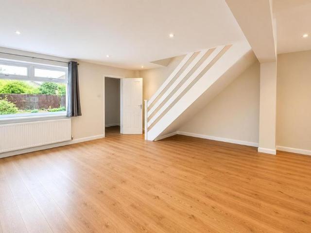 3 bedroom property to rent