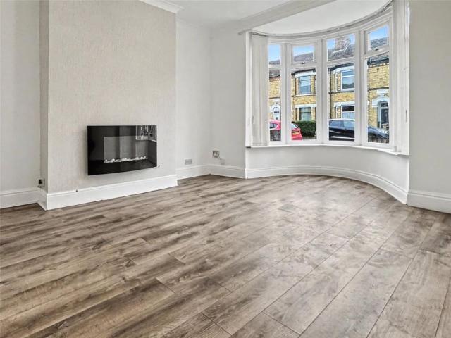 3 bedroom property to rent
