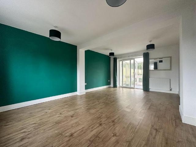 3 bedroom property to rent