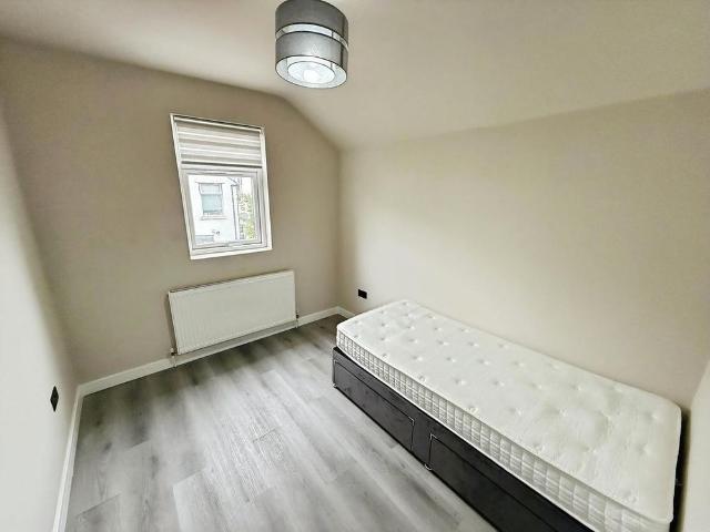 3 bedroom property to rent