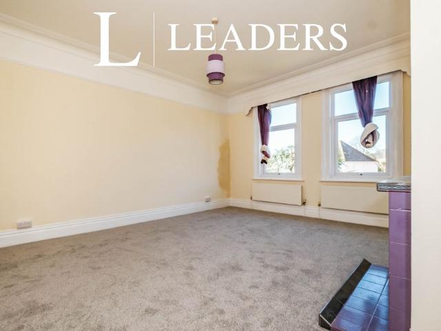3 bedroom property to rent Wykeham Road, Worthing, BN11