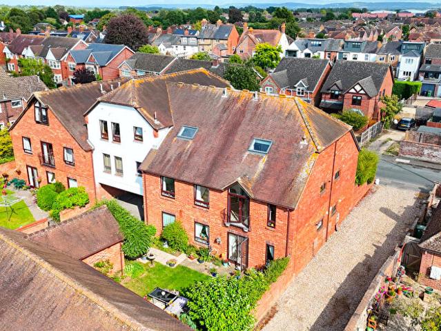 3 Bedroom Property To Rent In Westgate Court, Thame, OX9