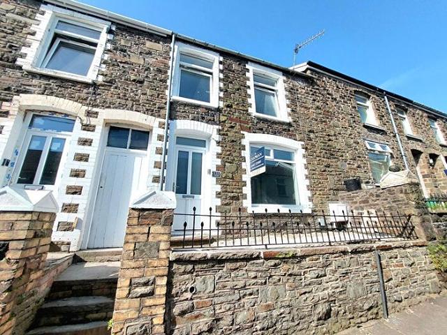 3 Bedroom Property To Rent In Wood Road, Pontypridd, CF37