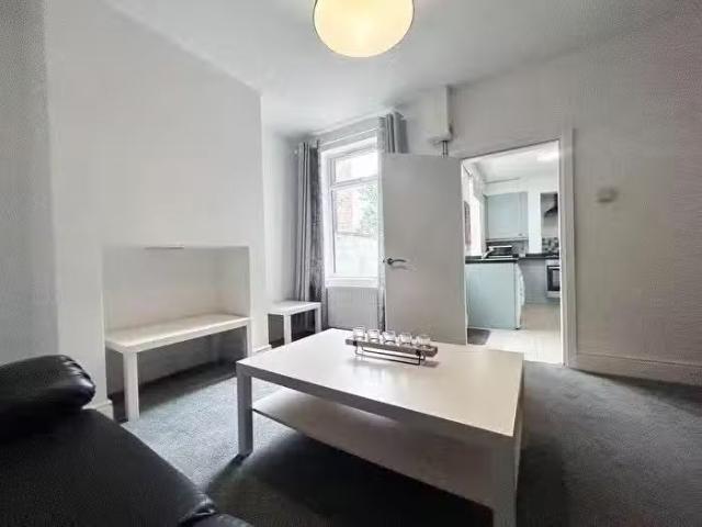 3 Bedroom Property To Rent In Ashbourne Road, DE22