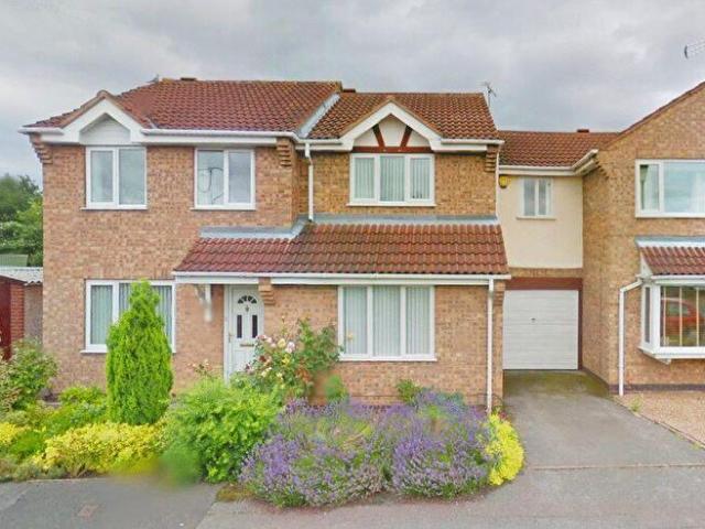 3 Bedroom Property To Rent In Belmore Gardens, Wollaton, NG8