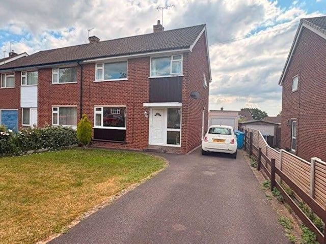 3 Bedroom Property To Rent In Blenheim Drive, Derby, DE22