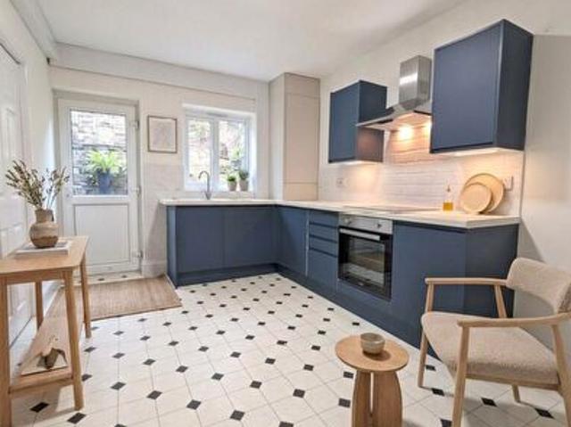3 Bedroom Property To Rent In Bryn Wyndham Terrace, Treherbert, CF42