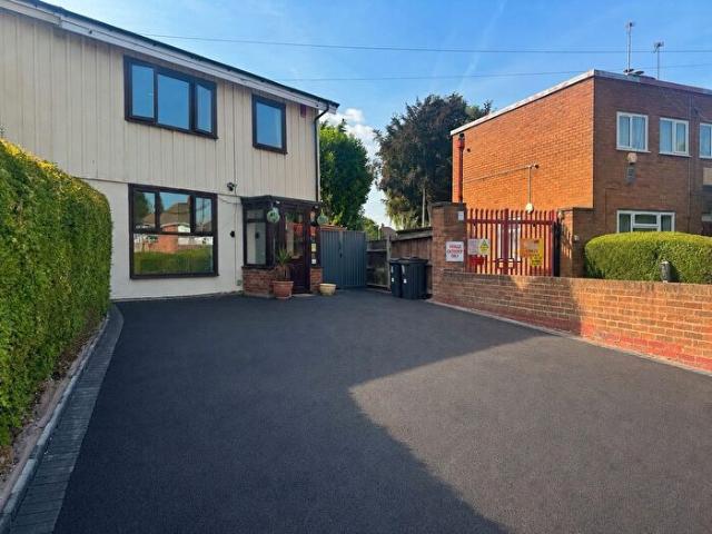 3 Bedroom Property To Rent In Fallindale Road, Birmingham, B26