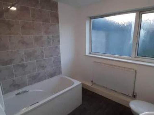 3 bedroom property to rent in Grimsby