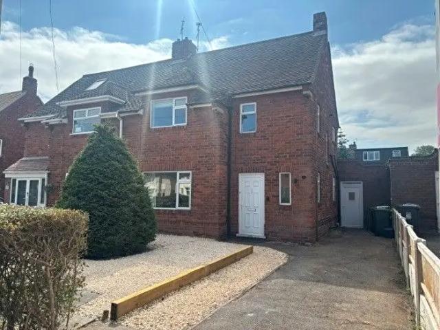 3 Bedroom Property To Rent In Lutterell Way, West Bridgford, Nottingham, NG2