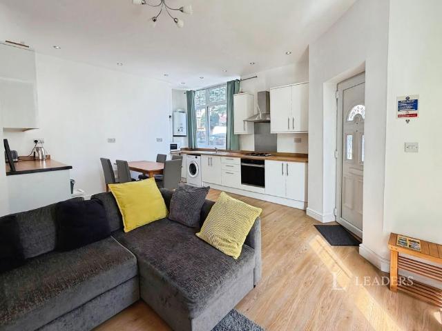 3 bedroom property to rent Lyndhurst Road, Hove, BN3