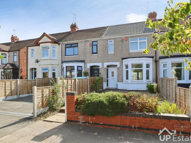 3 bedroom property to rent on Brownshill Green Road, Coventry