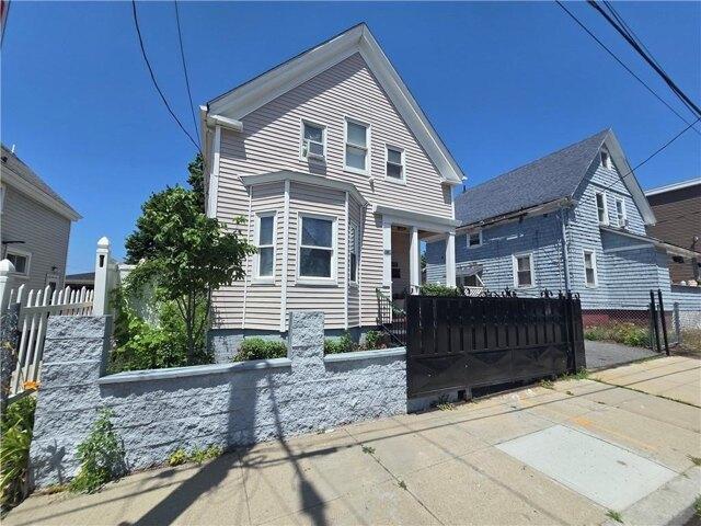 3 bedroom, Providence RI 02907 104788947