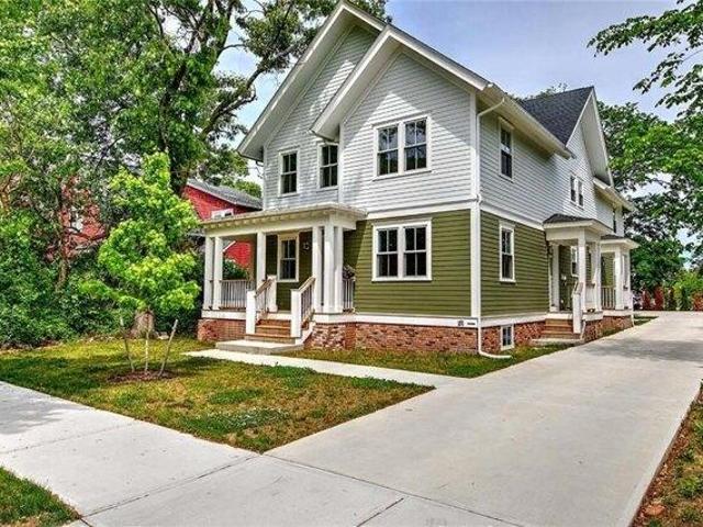 3 bedroom, Providence RI 02907 105095361