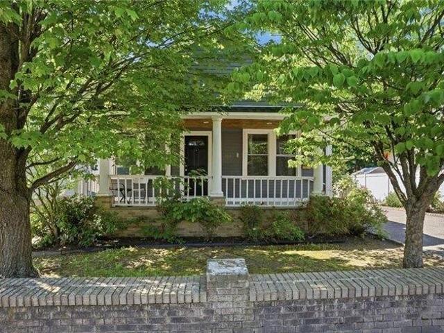 3 bedroom, Providence RI 02907 105117313