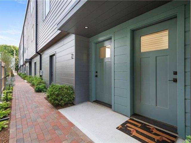 3 bedroom, Providence RI 02907 105173674