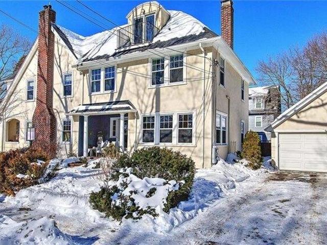 3 bedroom, Providence RI 02906 102255531