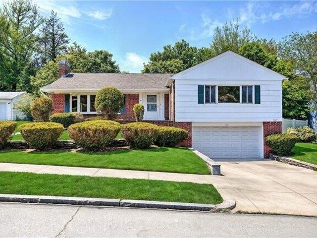 3 bedroom, Providence RI 02906 104810804