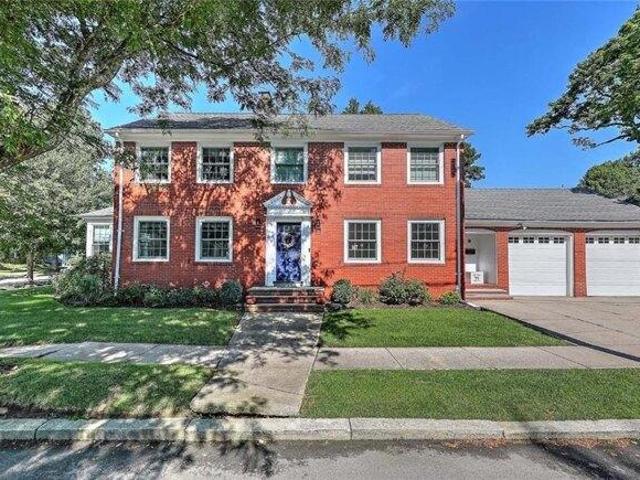 3 bedroom, Providence RI 02906 104851342