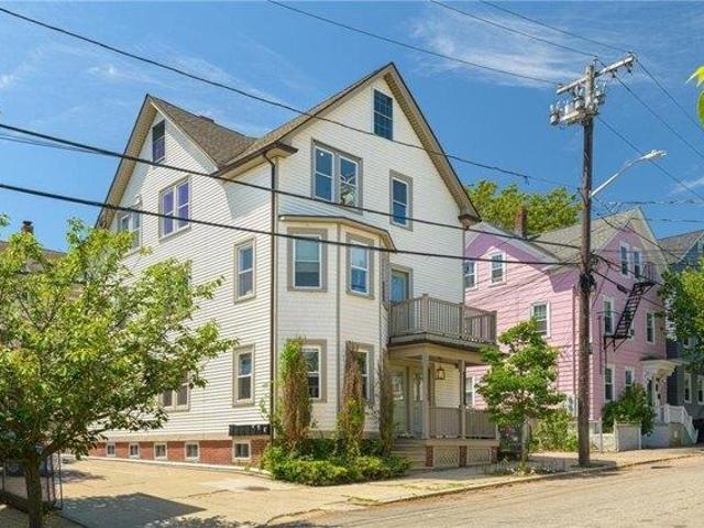 3 bedroom, Providence RI 02906 105096399