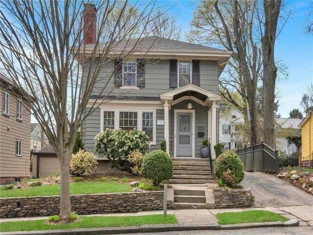 3 bedroom, Providence RI 02906 LS101998500