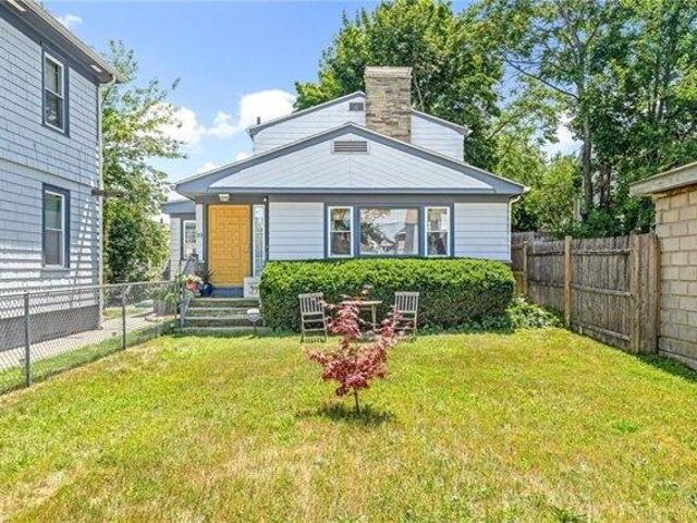 3 bedroom, Providence RI 02908 105113009