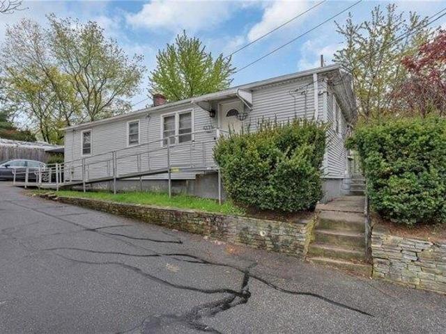 3 bedroom, Providence RI 02909 101998680