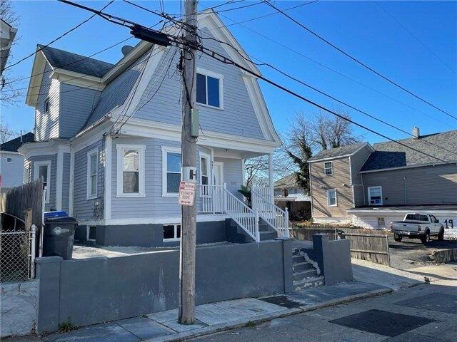3 bedroom, Providence RI 02909 104605181