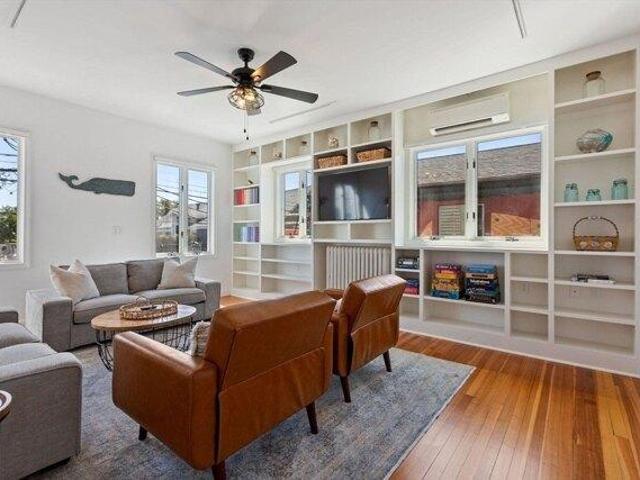 3 bedroom, Provincetown MA 02657 102583696