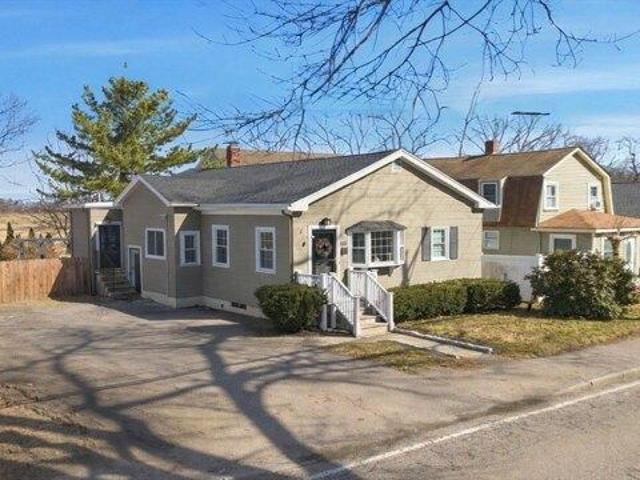 3 bedroom, Quincy MA 02169 102313019