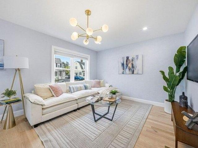 3 bedroom, Quincy MA 02169 102583617