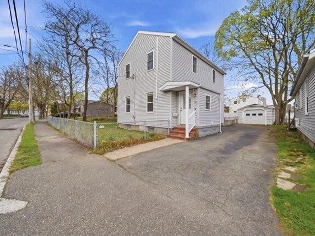 3 bedroom, Quincy MA 02169 102583839