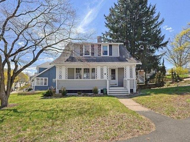 3 bedroom, Quincy MA 02170 LS102860701