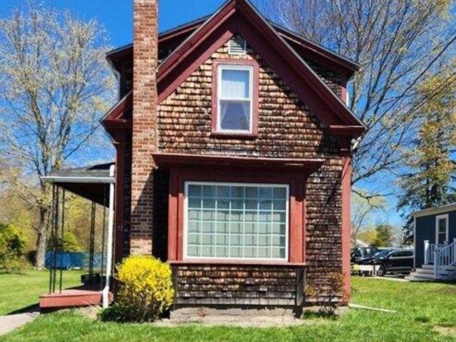 3 bedroom, Rockland MA 02370 103020501