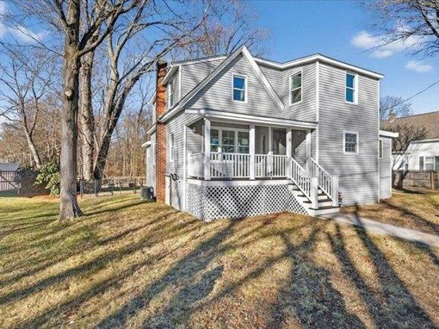 3 bedroom, Rockland MA 02370 103100419