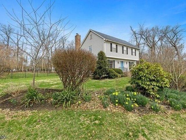 3 bedroom, Rocky Hill NJ 08553 LS102314345