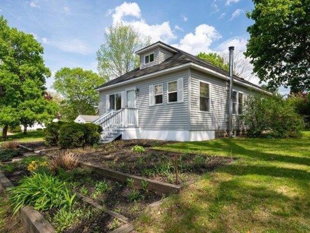 3 bedroom, Rochester NH 03867 LS102707895