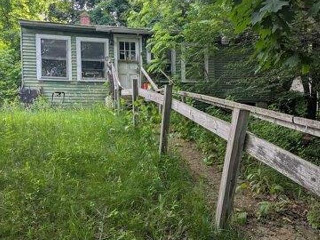 3 bedroom, Rochester NH 03867 104441342