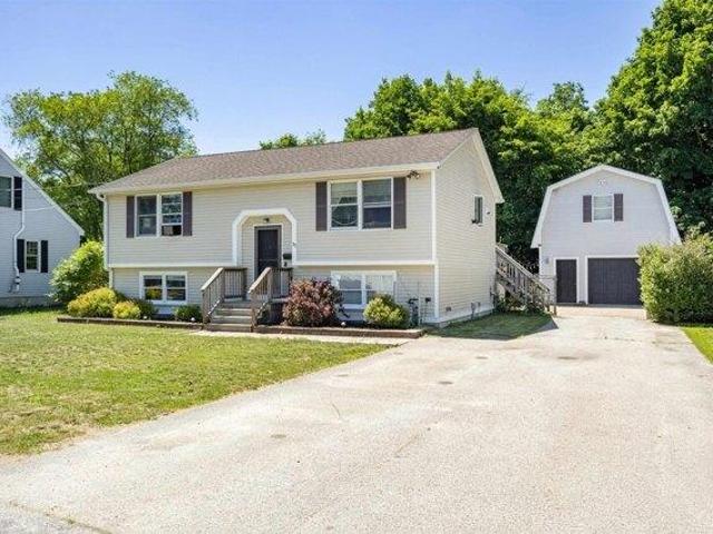 3 bedroom, Rochester NH 03867 104569500