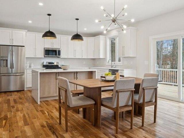 3 bedroom, Rochester NH 03868 104609131