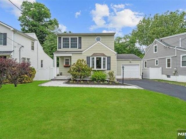 3 bedroom, Roseland NJ 07068 104351663