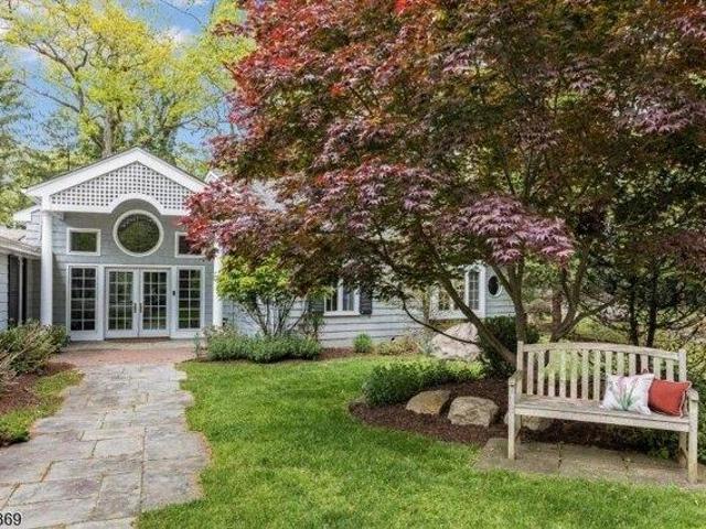 3 bedroom, Roseland NJ 07068 104440821
