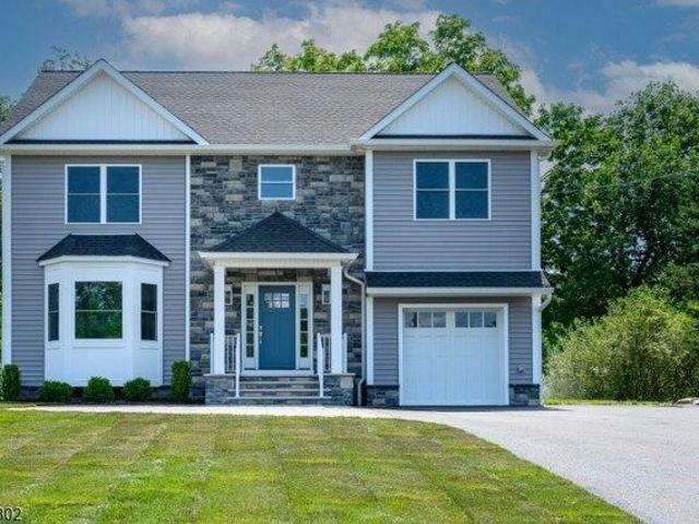 3 bedroom, Roseland NJ 07068 104567897