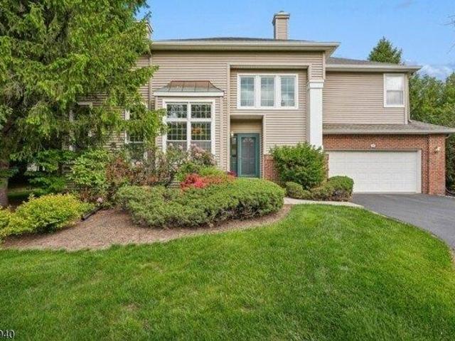 3 bedroom, Roseland NJ 07068 102728086