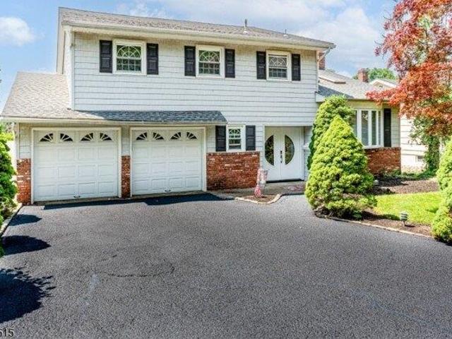 3 bedroom, Roseland NJ 07068 LS101749067
